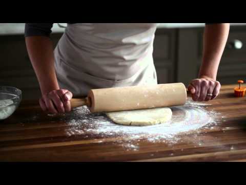 How to Make a Caramel Apple Pie, Part 1: The Crust | Williams-Sonoma