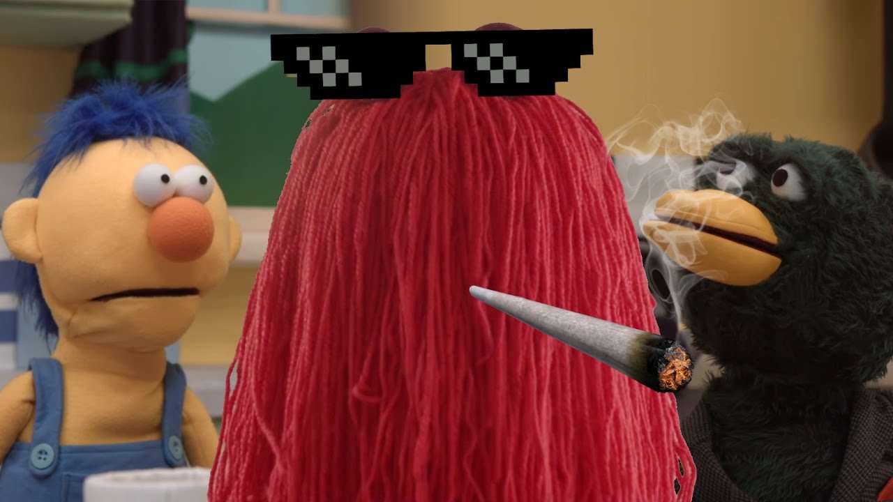 Don't Scare Me I'm Hugged [YTP]