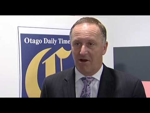 Prime Minister presents awards to Otago students