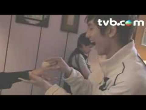 vincent proposes to Tavia