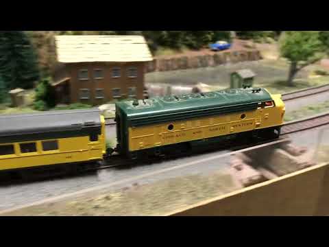 Athearn CNW Passenger Train | Visiting The Green Bay Area Model Railroad Club