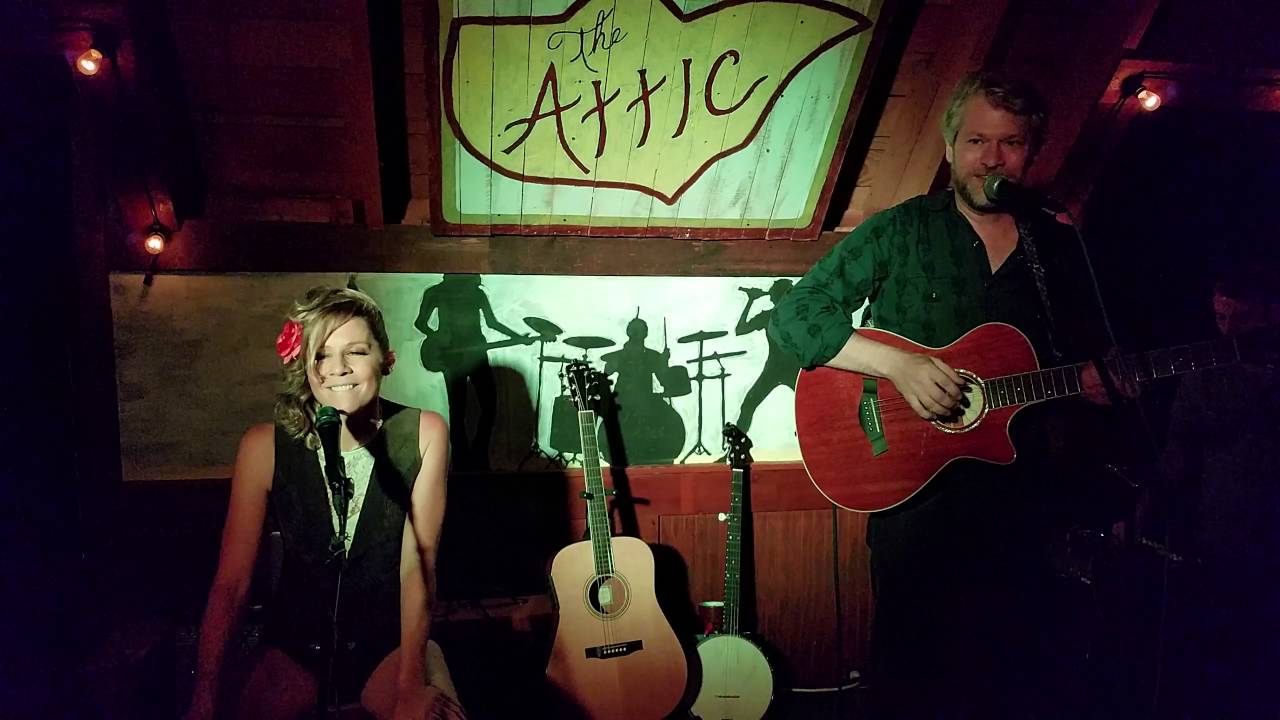 Todd Lowe and Gigi Edgley Hit The Sunset Strip :)