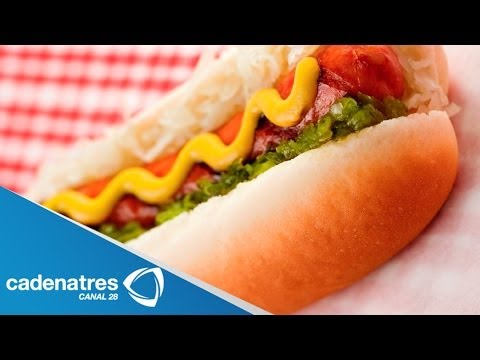 HOT DOGS RECETA CON ADEREZO DE PEPINILLO – Hamburguesas y Hot-Dogs