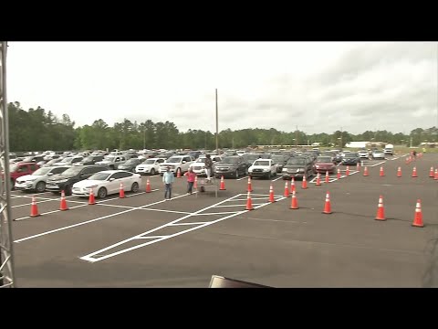 Hundreds turn out for drive-up Easter service in Nassau County