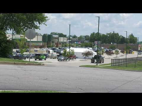 Richmond Planning and Zoning Commission discuss proposal of new restaurant in shopping center