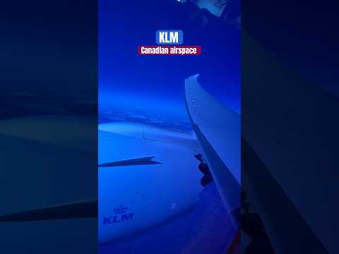 KLM B 787 Airplane Turbulence over the Canadian airspace #aviation