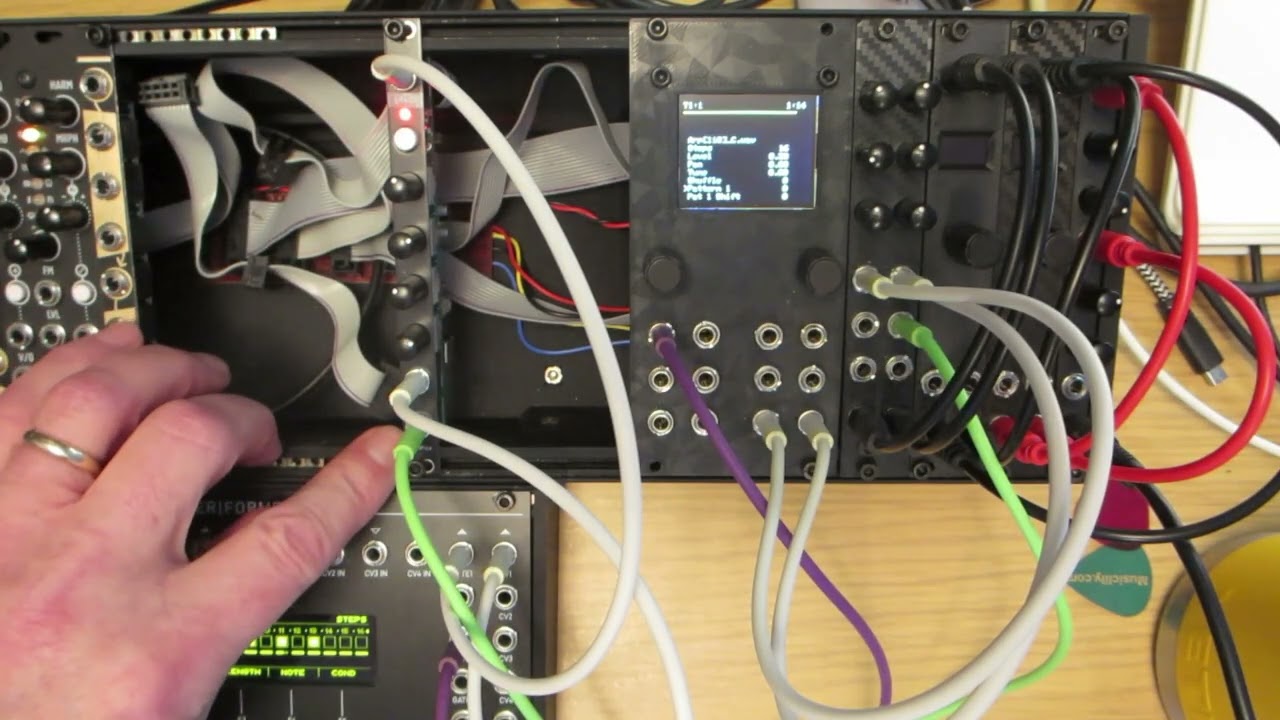 Mutable Braids Macro Oscillator in 2HP