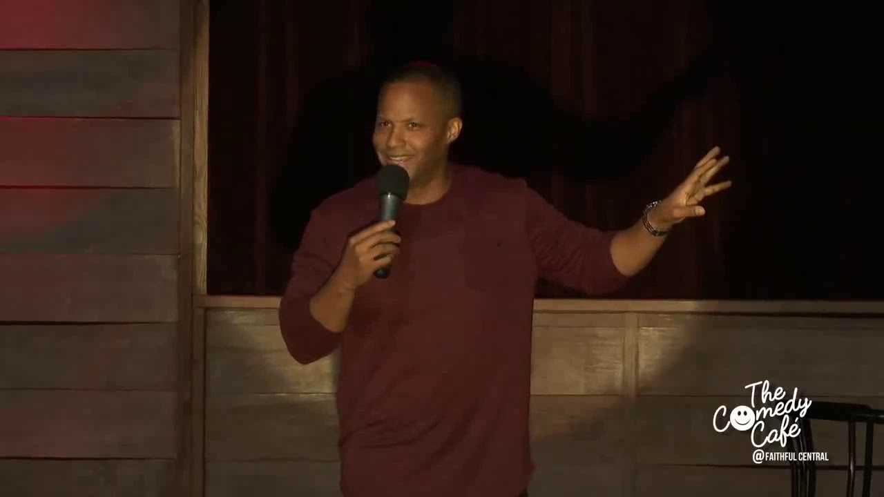 Hire Kente Scott - Stand-Up Comedian in Los Angeles, CA | GigSalad