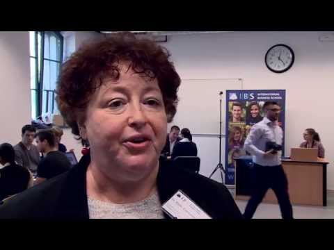 What does the Career Office do at IBS?