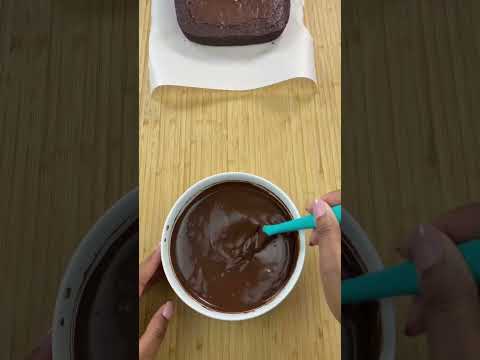 Eating like a Sim pt 8 Rainbow Brownies #sims4 #sims4challenges #recipes #brownies #dessertrecipe
