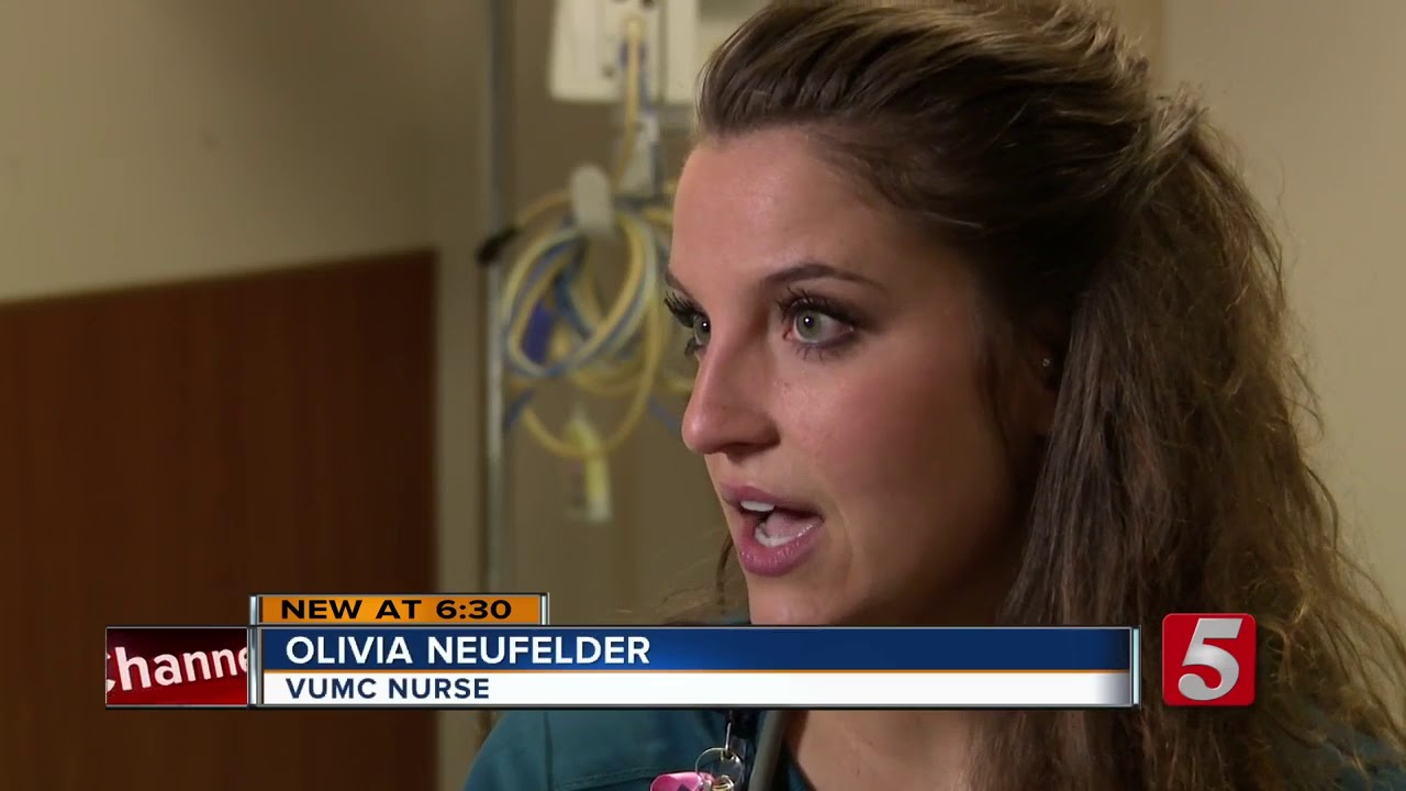 Video Of Nurse Singing To Cancer Patient Goes Viral