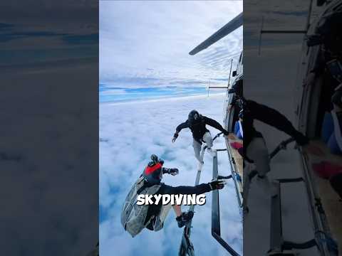 SkyDiving: The Ultimate Adrenaline Rush. 😨