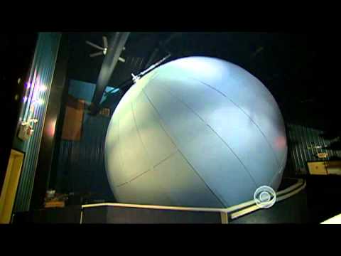 Man Builds Planetarium in Backyard