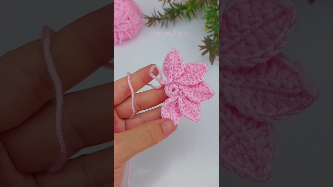 Woaww🍃very easy crochet leaf and flower pattern 🍃step-by-step tutorial #crochet #flower