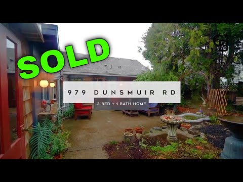 Tour 979 Dunsmuir Rd, a Gardener's Paradise in Esquimalt! | Home For Sale 2022 | RobinVicRealtor