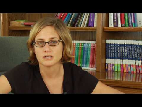 Writing Lessons : How to Write a Peer Review
