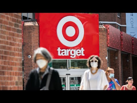 Target earnings top estimates, reports $25.65 billion in revenue