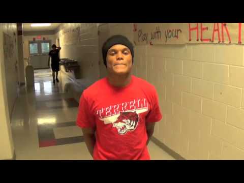 Athlete of Week Nov 6 2013 - Dawonya Tucker