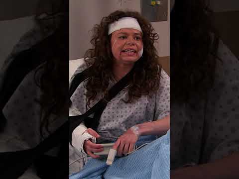FULL "Sam & Cat" Episode in 20 seconds 🤯 | #arianagrande #shorts