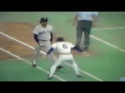 Red Sox Mike Torrez Not Fooled By Julio Cruz!