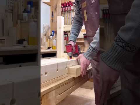 Wood cutting #art #woodworking #craft