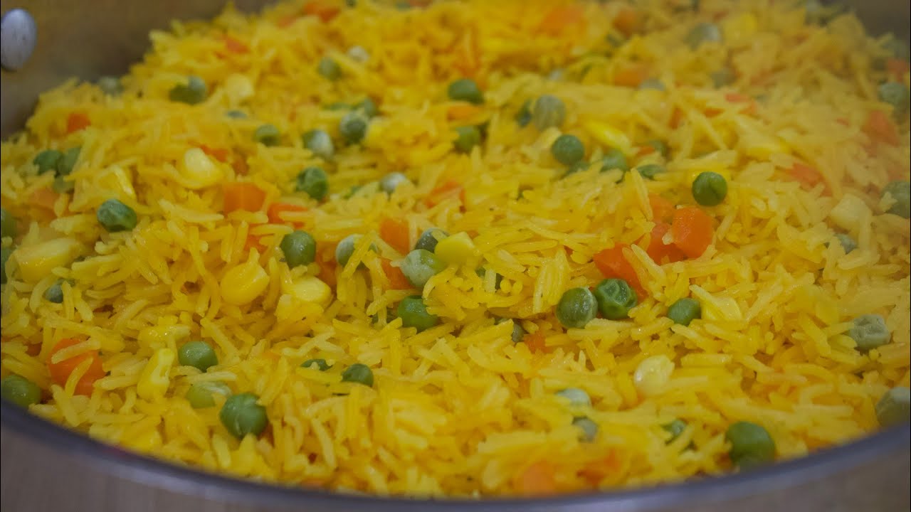 Super easy and delicious rice with vegetables.