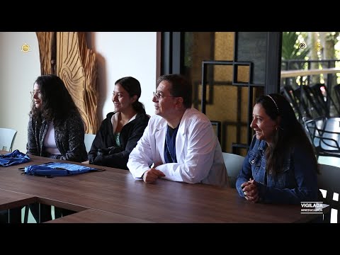 ¡Bienvenidos estudiantes internacionales de Medicina 2024-1!