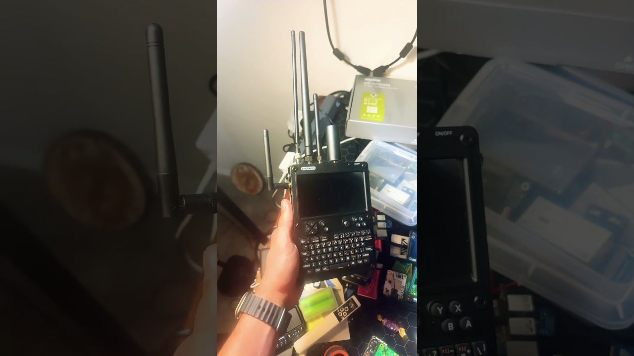 Hackergadgets SDR/LORA/GPS/RTC Expansion Board on Clockwork Pi Uconsole #raspberrypi #cybersecurity