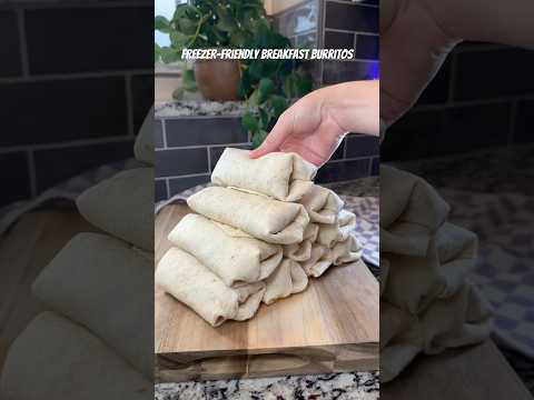 FREEZER MEAL SERIES EPISODE 5: Breakfast Burritos 🌯 #easyrecipe #breakfastideas #breakfastburritos