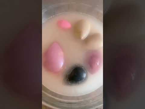 Deep Clean Your Makeup Sponges 🧽