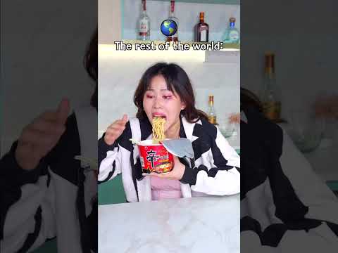 How Koreans eat ramen VS how the rest of the world eat ramen ????