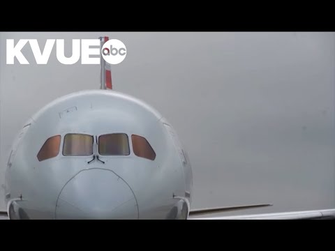 Some US airlines pause flights to the Middle East amid conflict