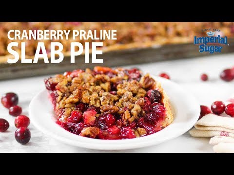 How to Make Cranberry Praline Slab Pie