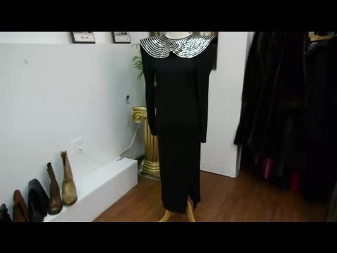 How to Determine Worth of Vintage Clothing : Fashion Tips for Women