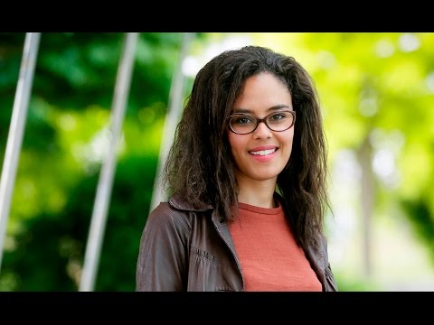 Camille Bernard, Associate Infrastructure EMEA at Crédit Agricole CIB