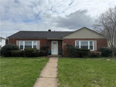 For Sale: 2950 Garfield Blvd, Lorain, OH 44052