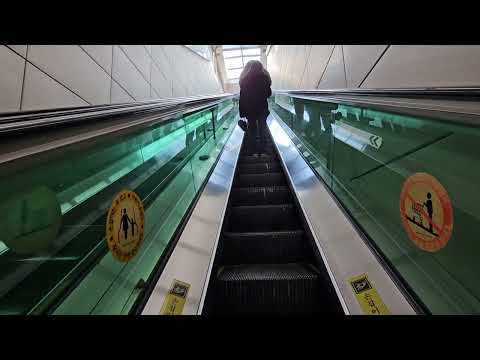 Seoul - Yeouido (526x915) - Exit6 #mrt #green #seoul #interchangestation #yeouido