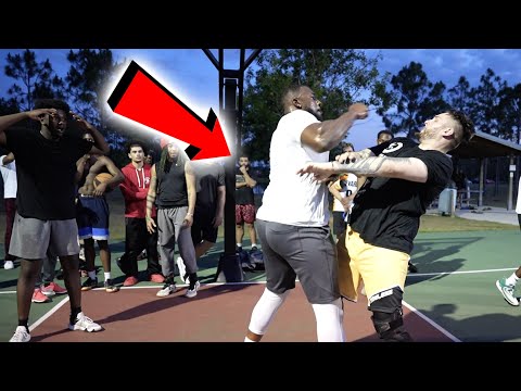 Body Builder THREW HANDS With Crswht!