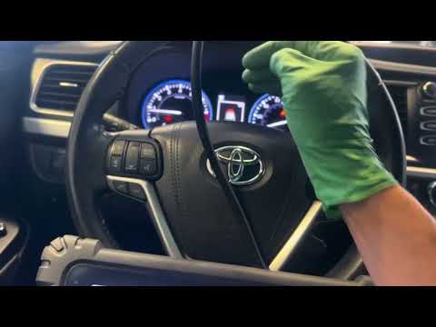 2023 Toyota Highlander after refrigerant charge . Testing system, checking pressures / temperatures