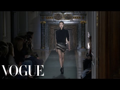 Anthony Vaccarello Ready to Wear Fall 2013 Vogue Fashion Week Runway Show