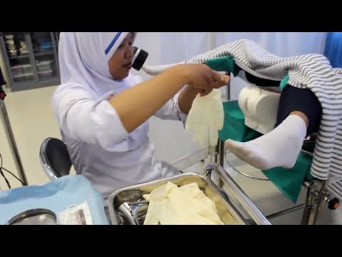 Pemasangan IUD – Kurniati