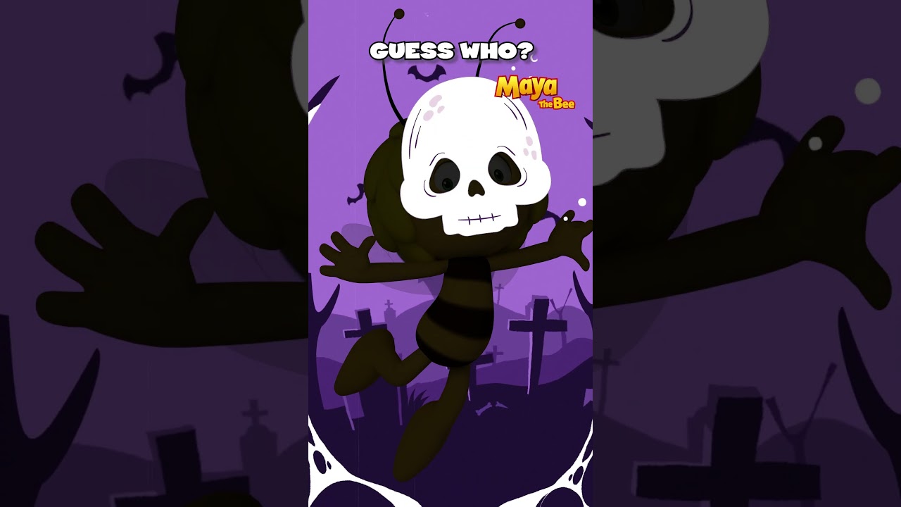 Who is lurking behind the skull mask?💀Can you guess? Comment below👇 #Halloween #halloweencostume