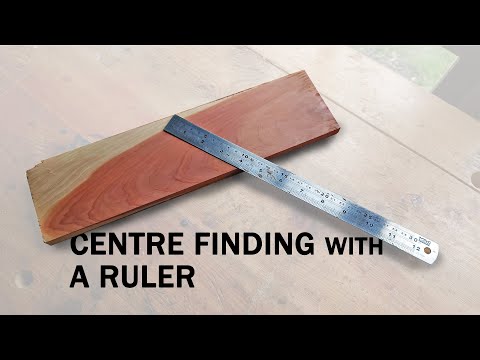 Centre Finding with a Ruler - Simple Woodworking