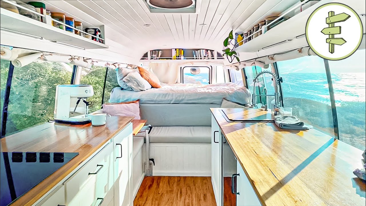 “Boring” Minibus Becomes a Couple’s Lovely Tiny Home Powered Only by ...