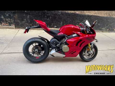 Ducati Panigale V4S red walkaround