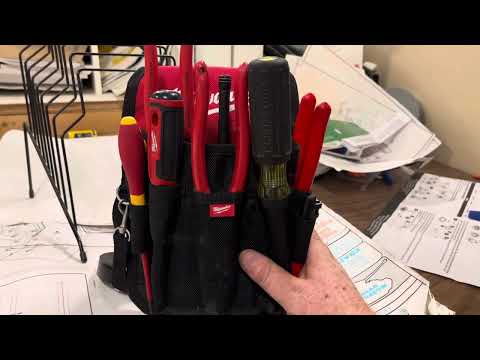 Milwaukee Utility Pouch 48-22-8119 - Electricians Review