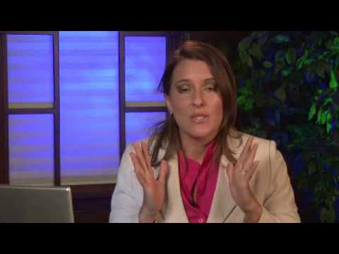How to Research Salary Ranges & Benefits for an Interior Designer