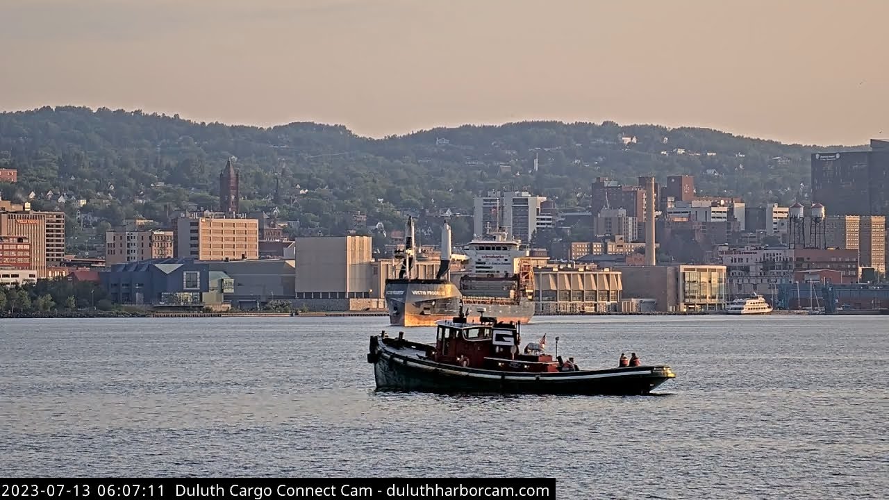 Duluth Harbor & Aerial Lift Bridge - Live Webcam | GeoWebcams
