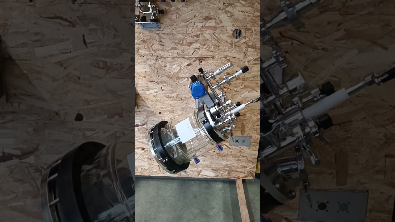 Testing CPPE's automated tilting system for glass overpressure 