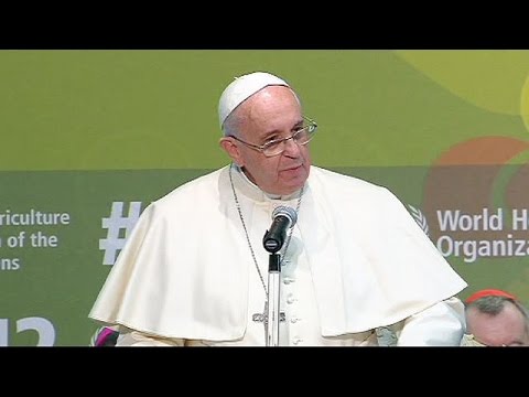 Pope Francis calls for people to live together in solidarity